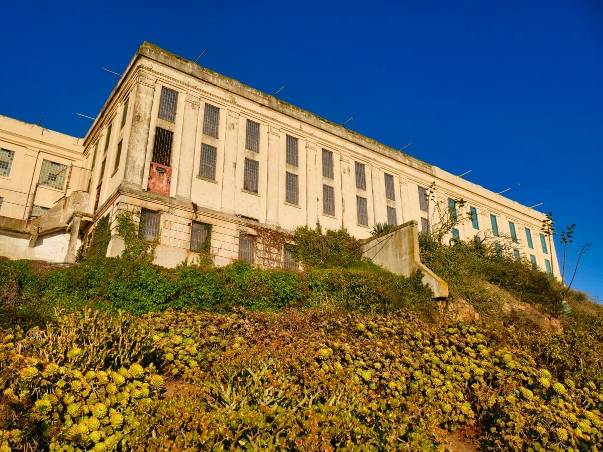 Honest Alcatraz Island Tour Review: Tips for Visiting Alcatraz (2023)