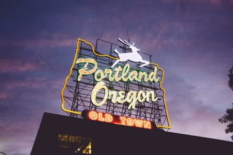 21 Fun & Interesting Facts about Oregon (unique!)
