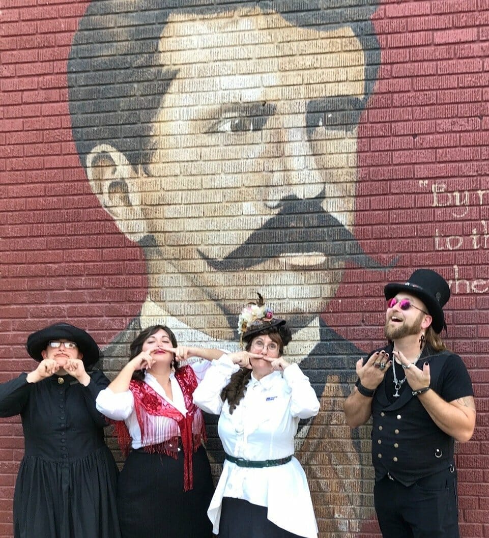 17 Fantastic Things to Do Alone in Austin, Texas (solo tips!)