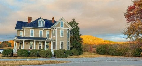 21 Charming Small Towns in Tennessee You Need to Visit (2023)