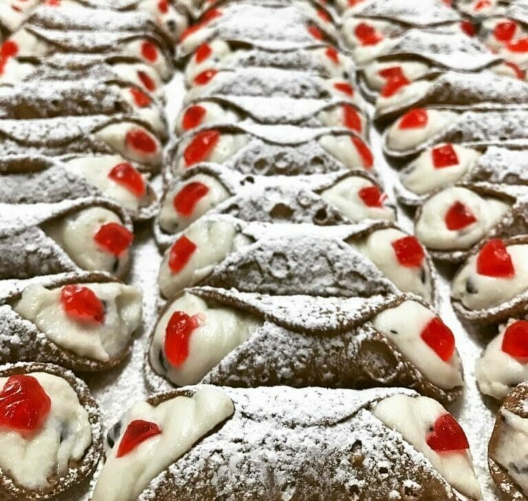 11 Best and Cutest Bakeries in Milwaukee to Try Today