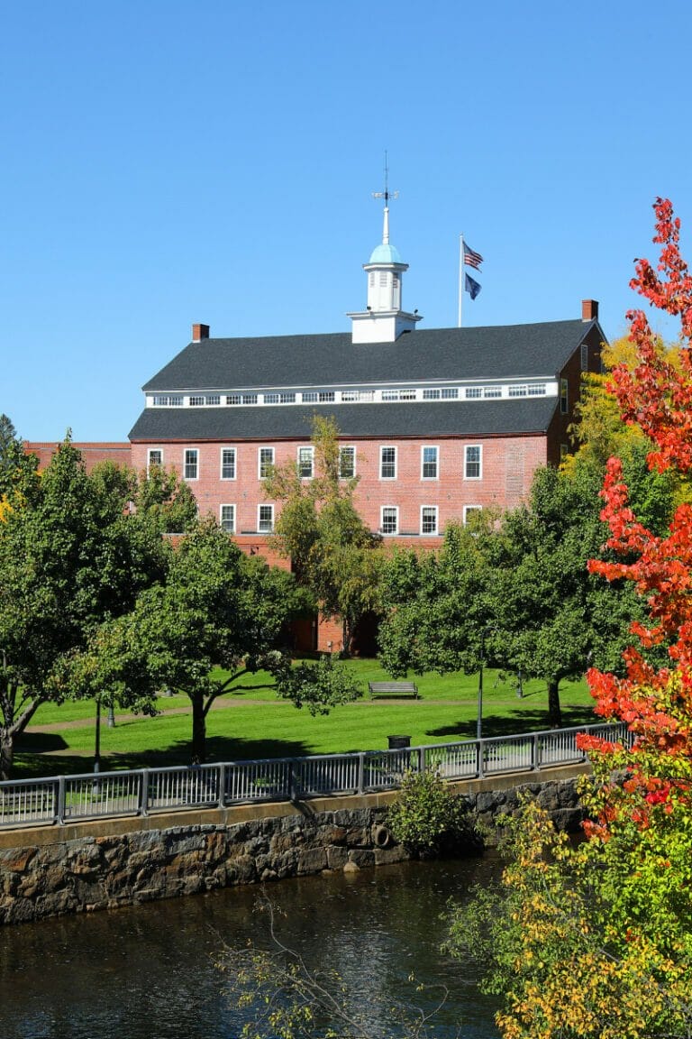 51 Fun Facts about New Hampshire (that most people don't know!)