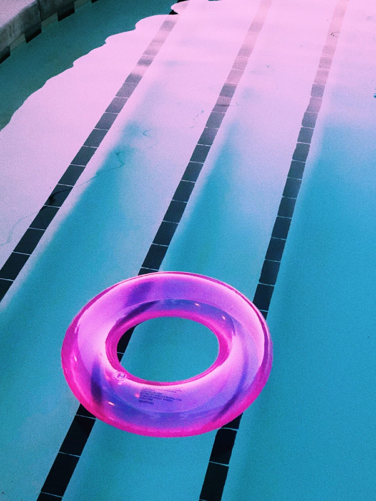 77+ Unique Pool Instagram Captions for the Perfect Post
