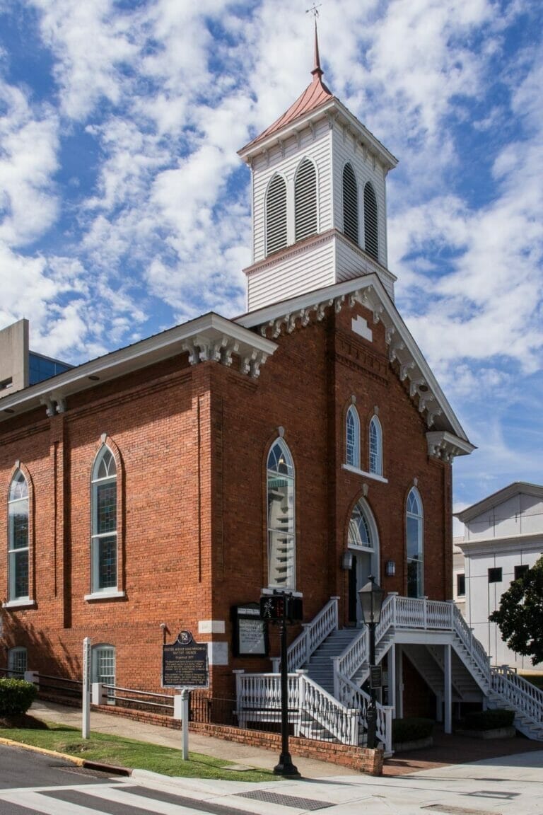 25 Awesome Things Alabama is Famous For (+ Known for!)