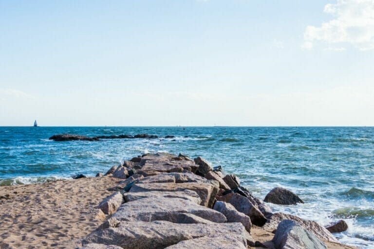 29 Awesome Things Connecticut is Known For (+ Famous For!)