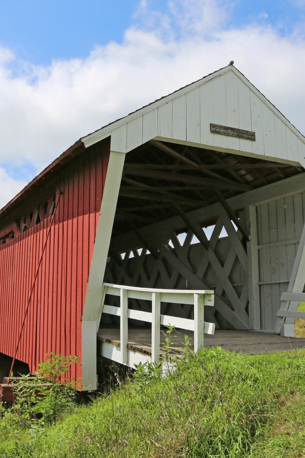 29 Interesting Things Iowa is Known For (+ Famous For)