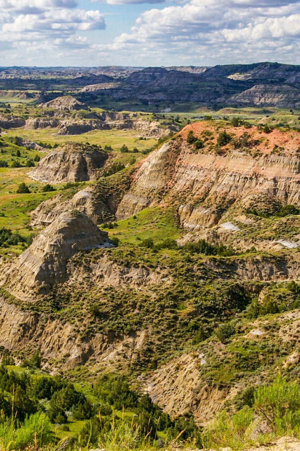 25 Cool Things North Dakota is Known For ( + Famous For)